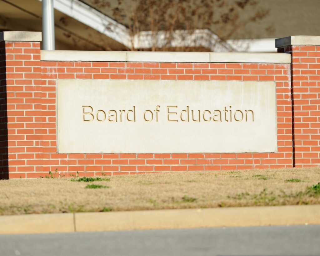 School board members need more support, training - New Mexico Education